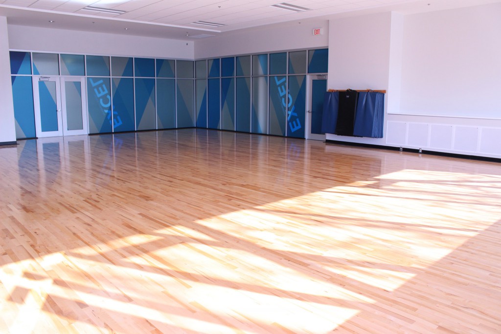 Island-Floors-UVIC-Carsa-02 - Island Floor Centre Ltd